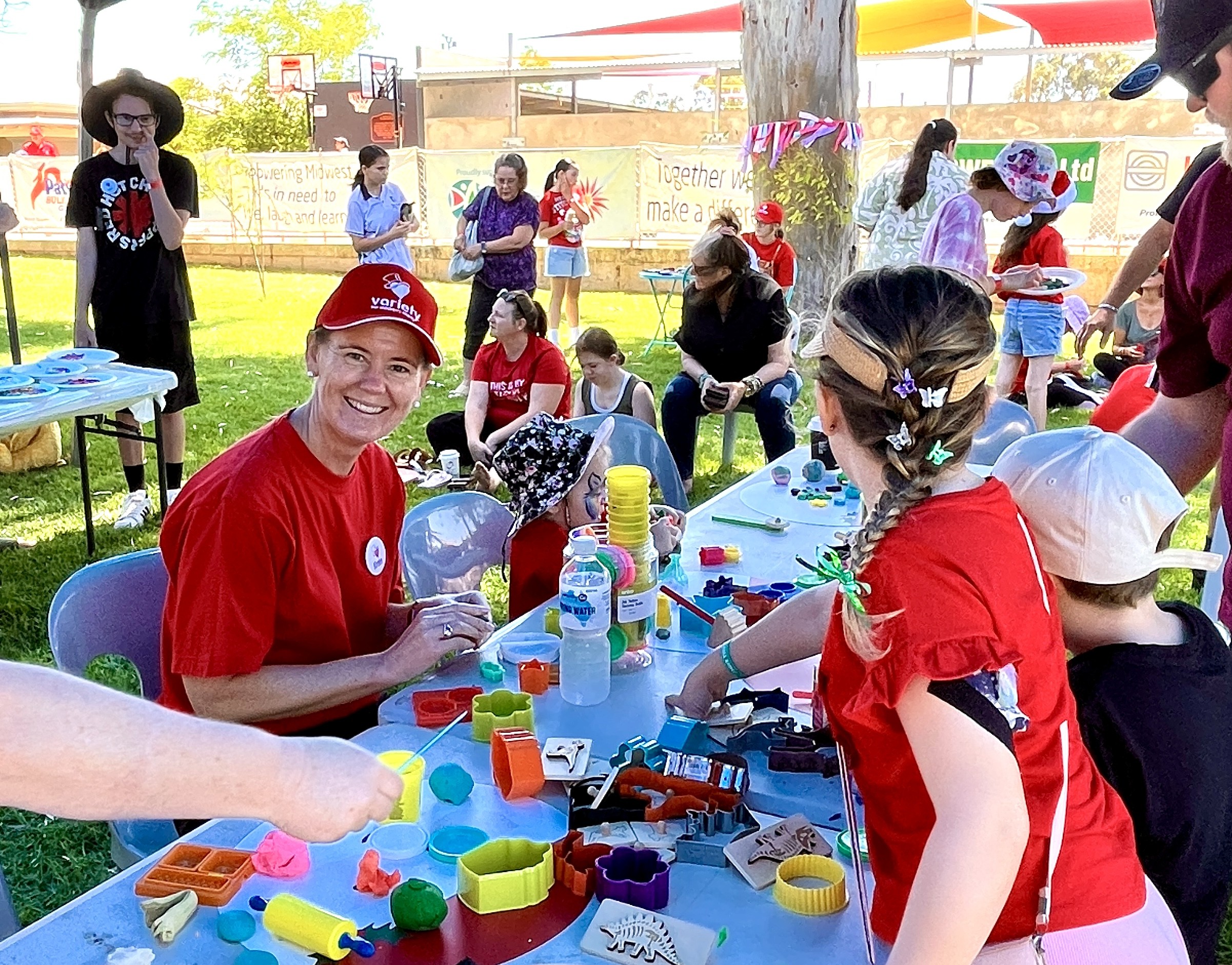 Racing WA and Variety spread festive joy in the Mid West