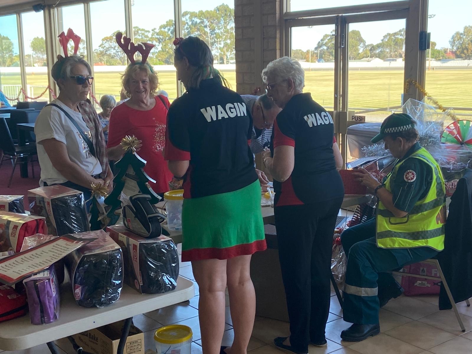 Christmas race meet raises funds for lifesaving equipment in Wagin