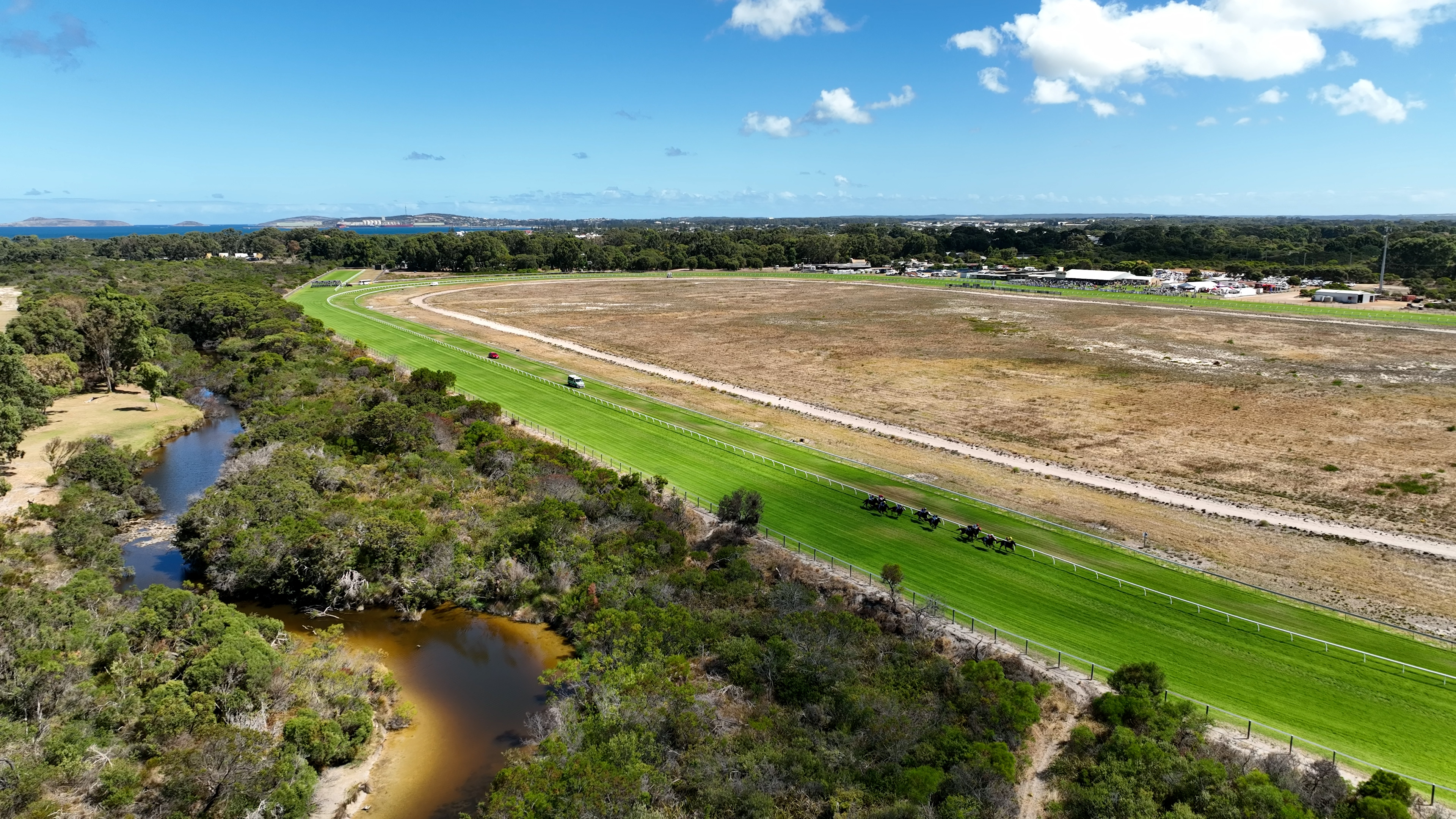 Esperance Bay Turf Club