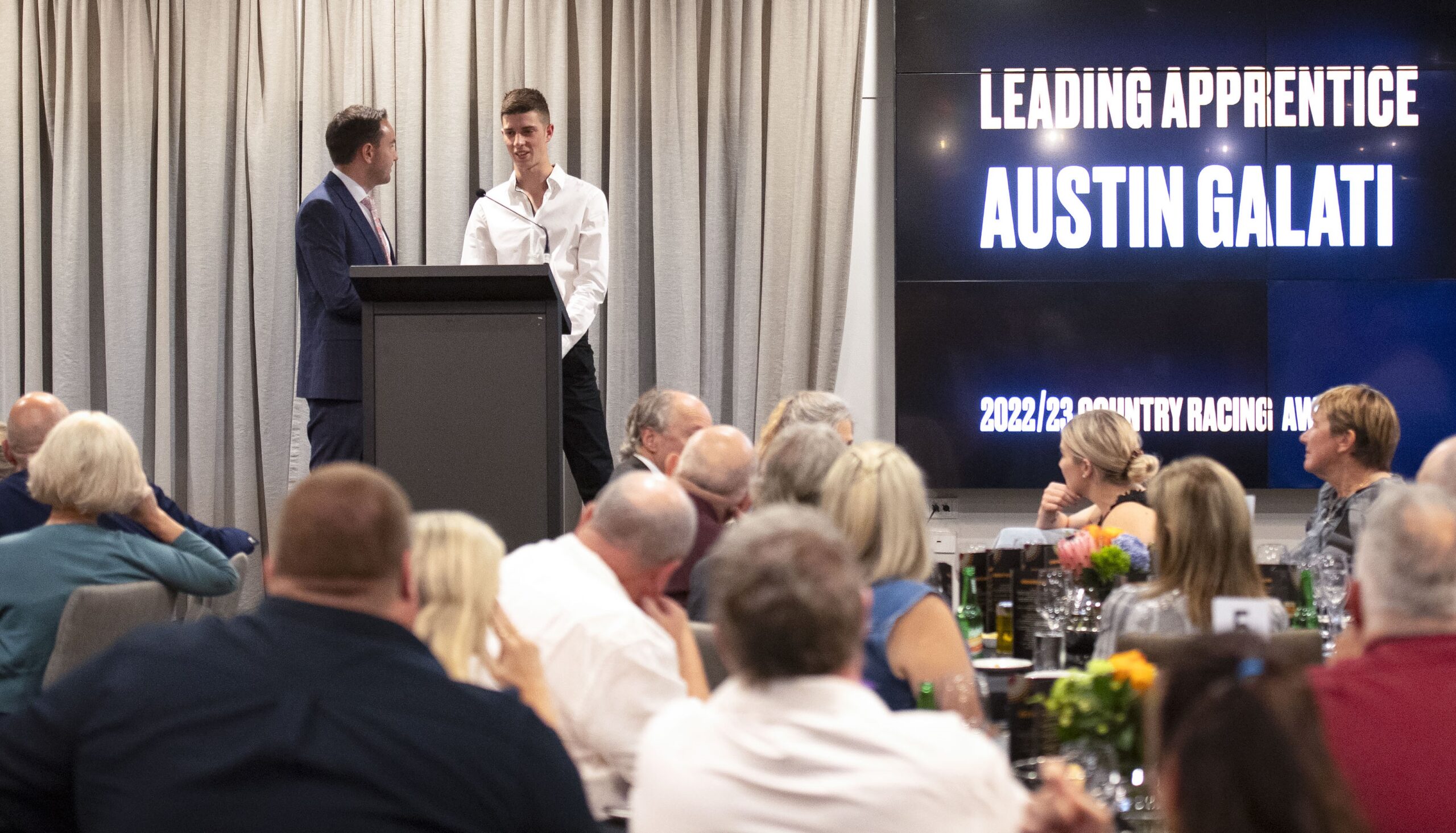 Rising star Austin rules country race tracks