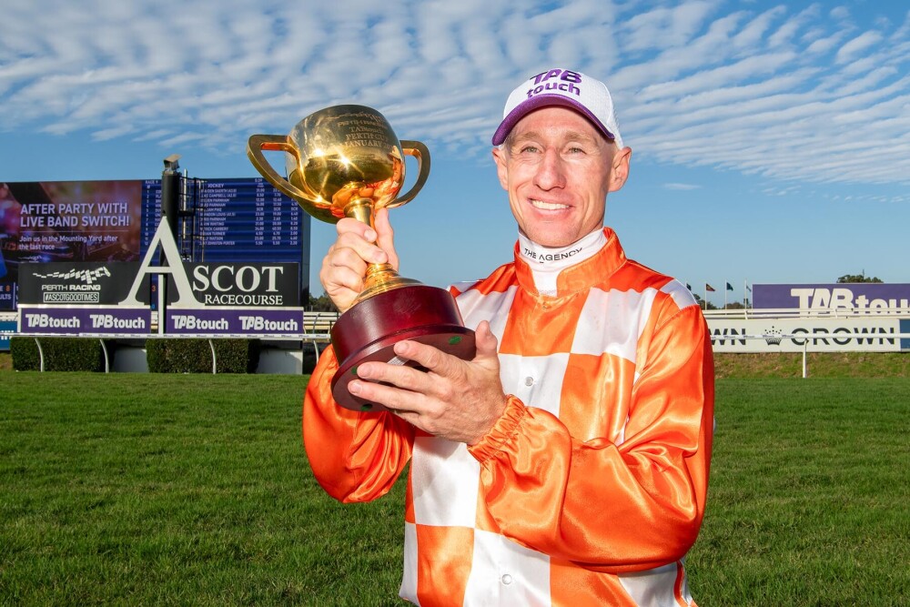 Pike adds to glittering record