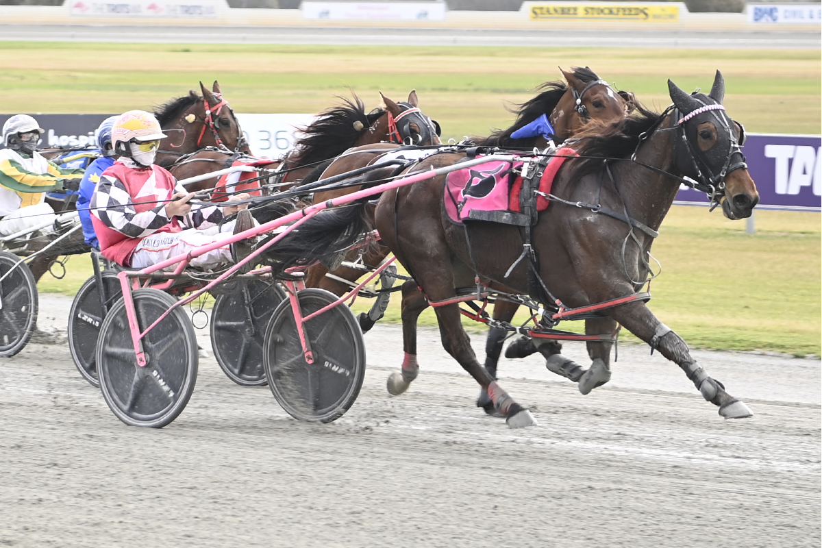 Leeann Lee Has The Special Touch For Lucifer